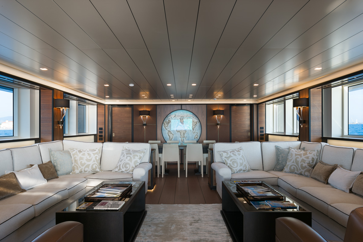 Yacht STELLA DI MARE, CBI Navi | CHARTERWORLD Luxury Superyacht Charters